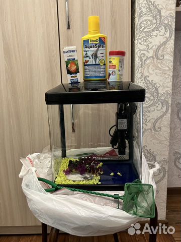 Продам аквариум 9л