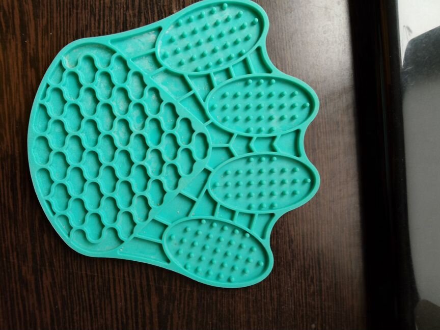 Миска коврик для медленного кормления животных