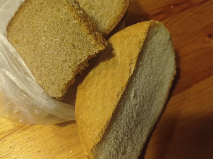 Остатки хлеба,сухари