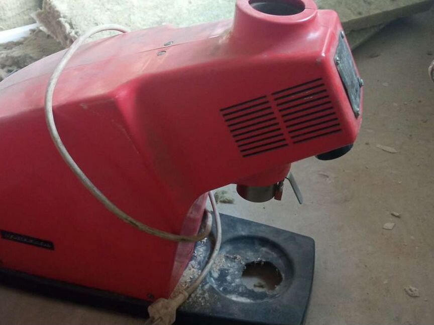 Машинка для помола комбикорма