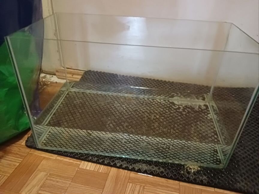 Аквариум террариум Бронь до 09.01