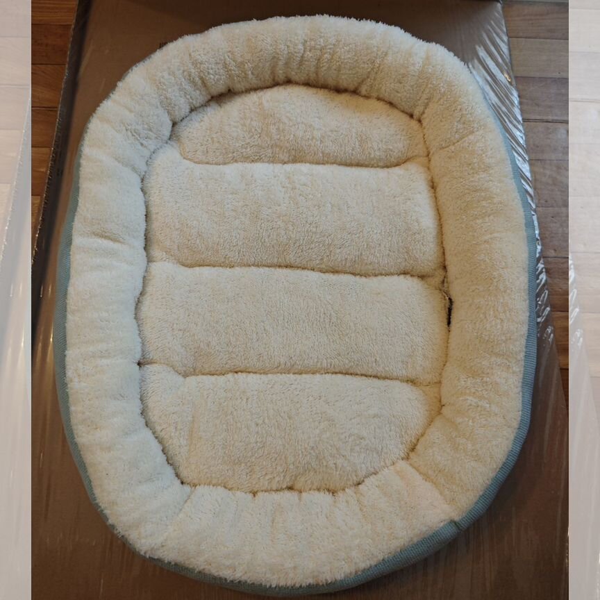 Лежанка для питомца/новая