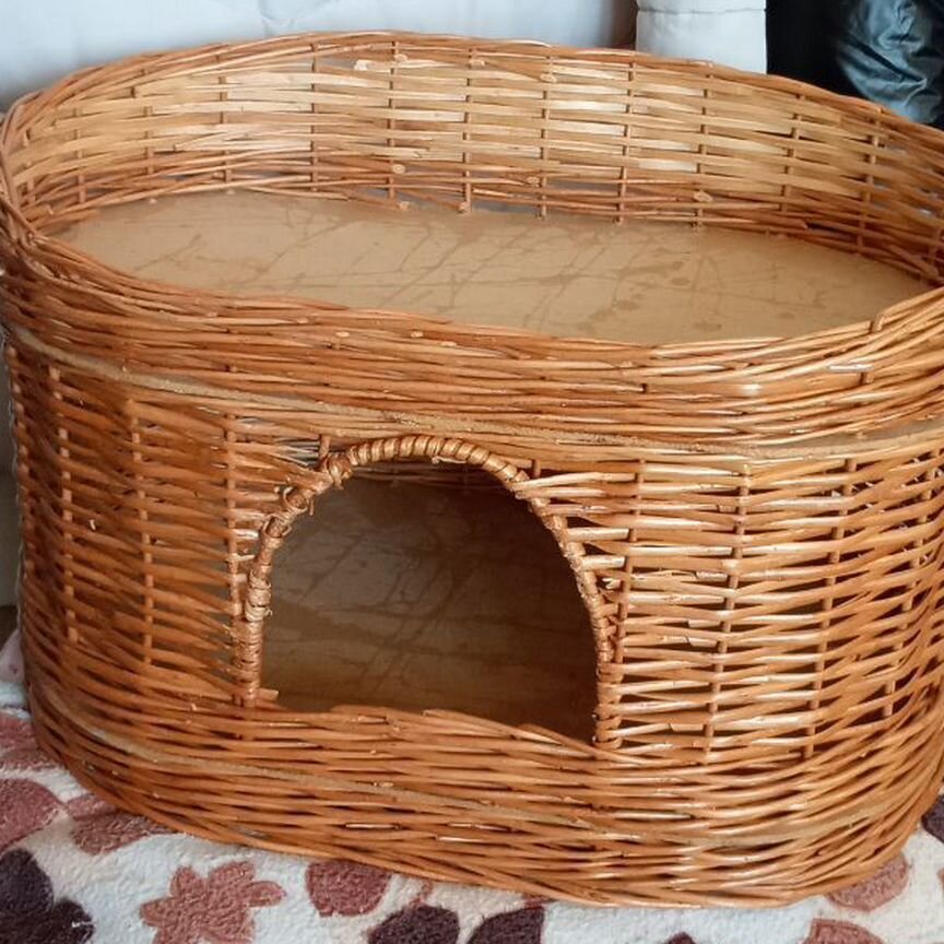 Домик для животного из ивовой лозы