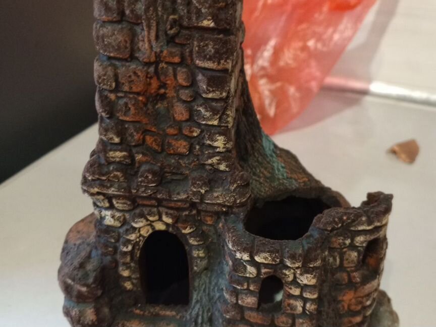 Домик в аквариум