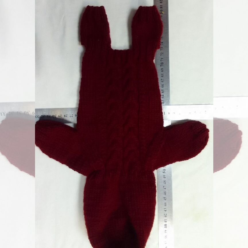 Вязаный комбинезон для собак