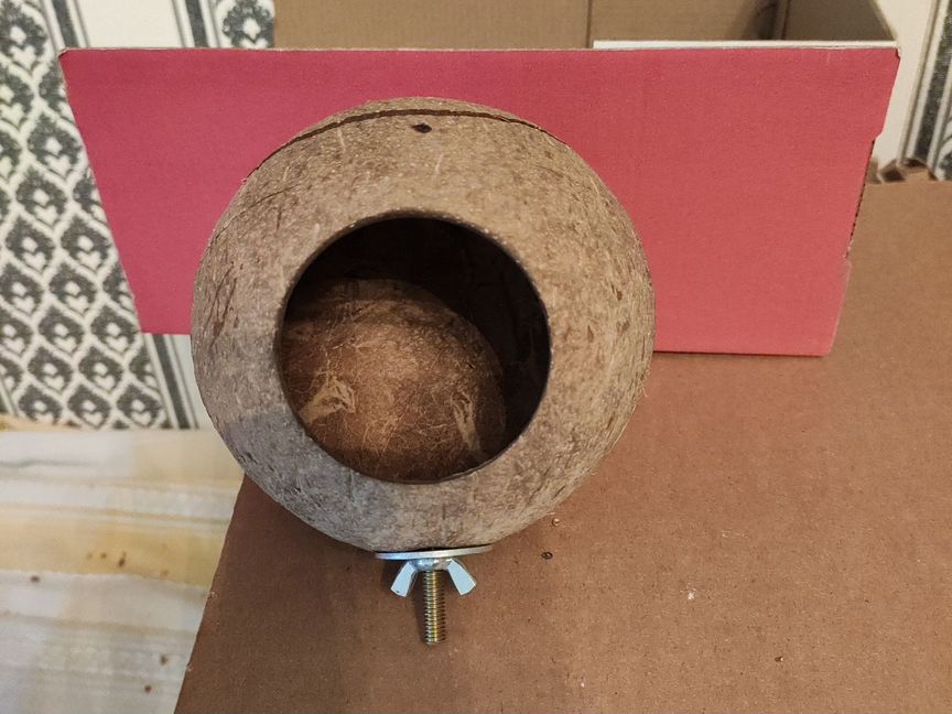 Гнездо для волнистых попугаев