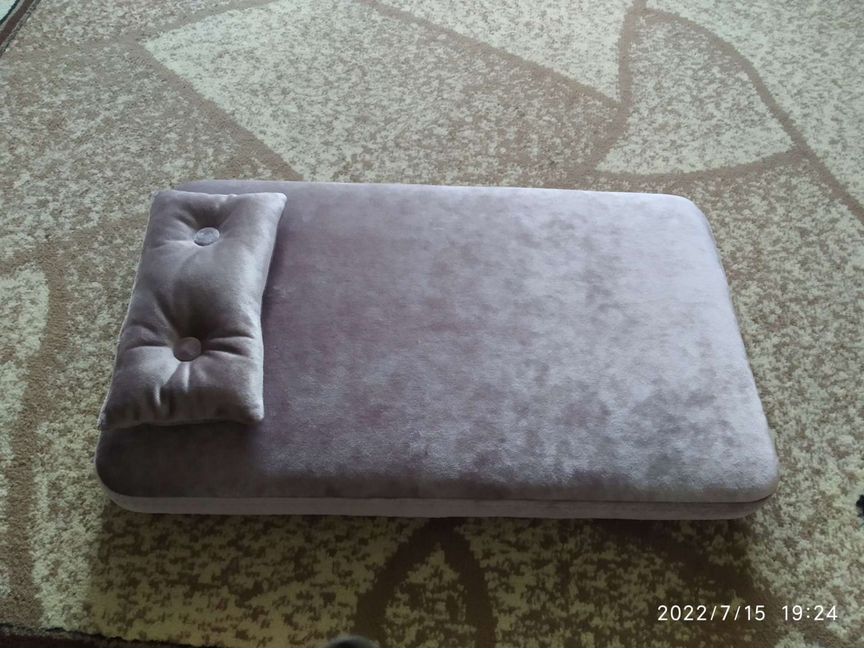 Лежанка для кошек