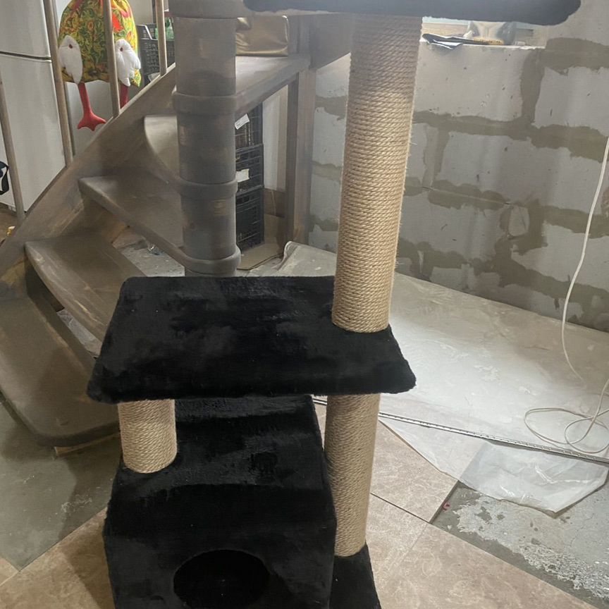 Когтеточка домик для кошки бу