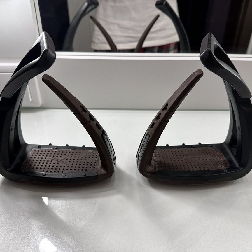 Стремена freejump