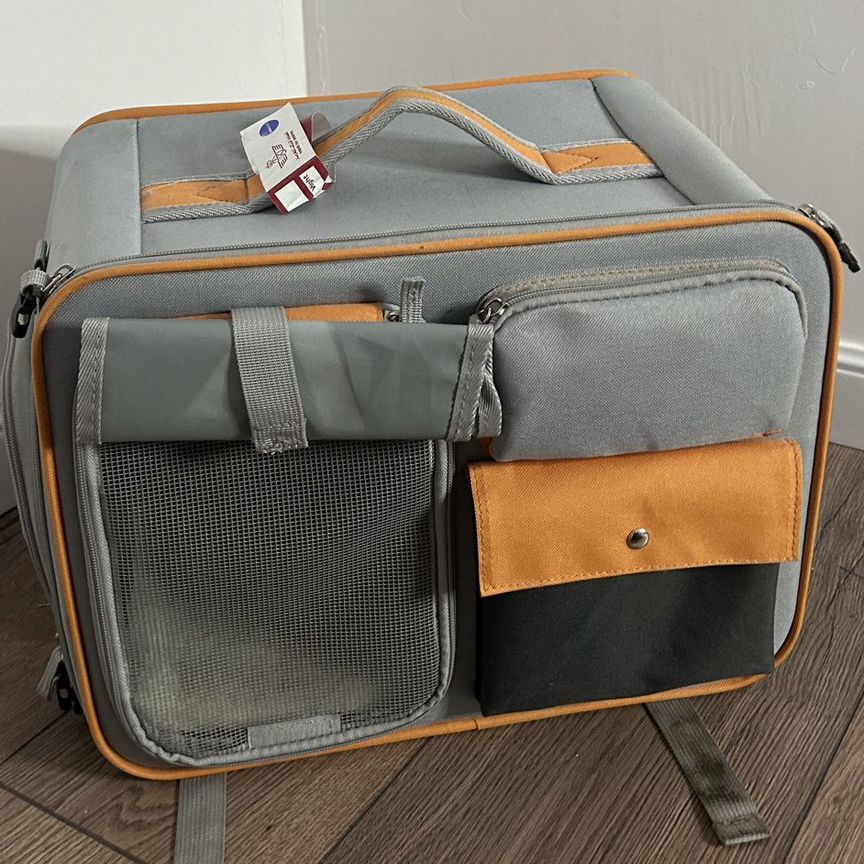 Переноска для собак на колесах