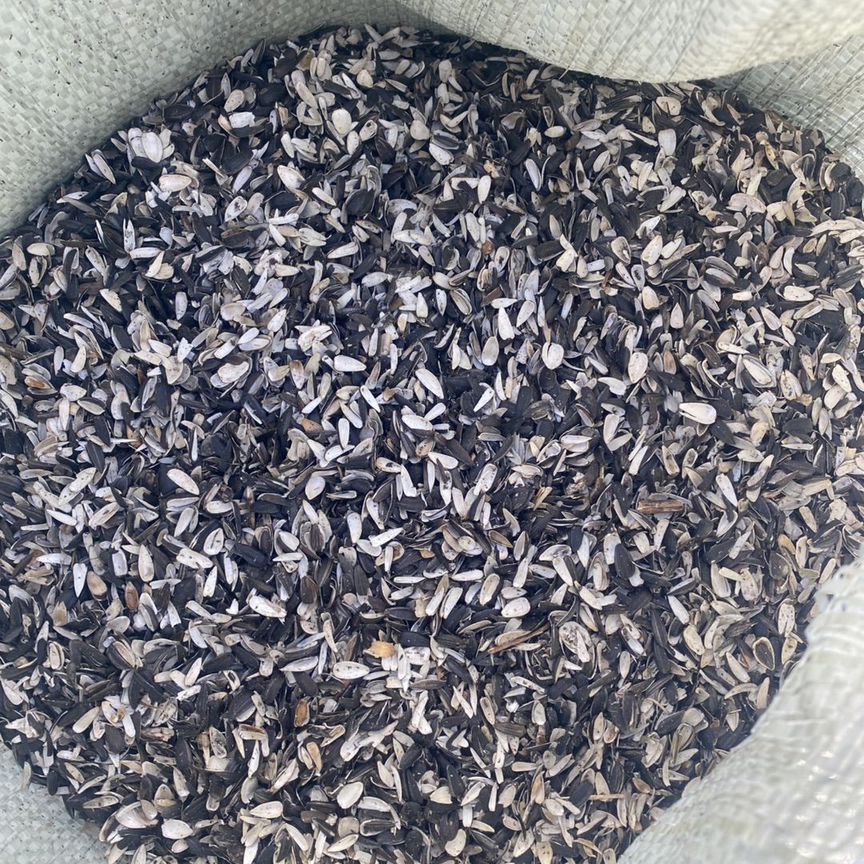 Шелуха подсолнечника в мешках