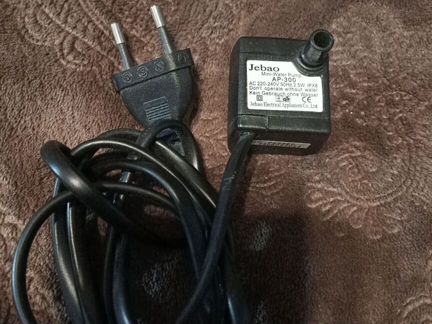 Насос для аквариума Jebao ap-300 2.5вт