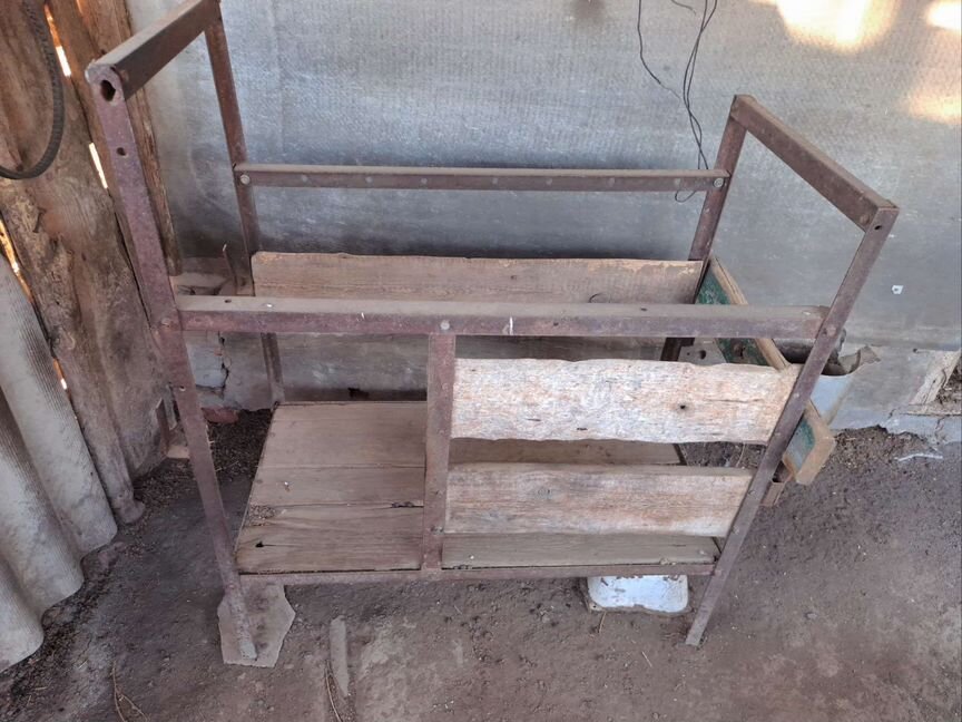 Станок для дойки козы