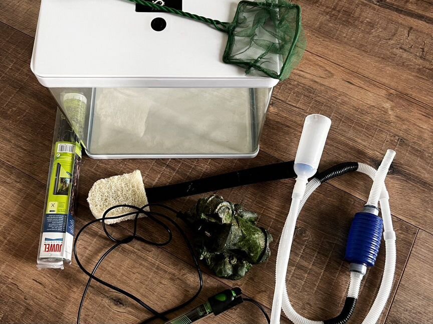 Аквариум 15л с аксессуарами