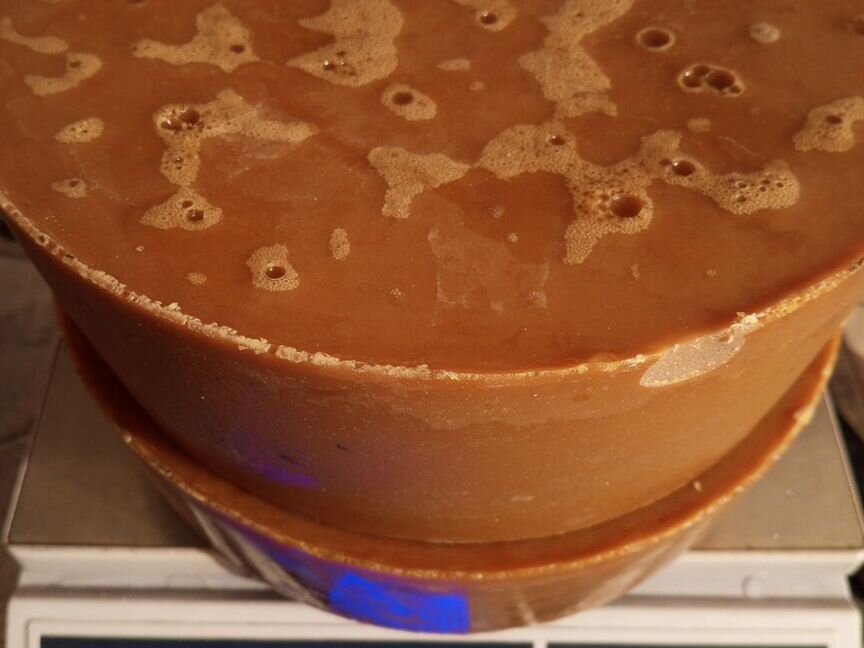 Воск пчелиный