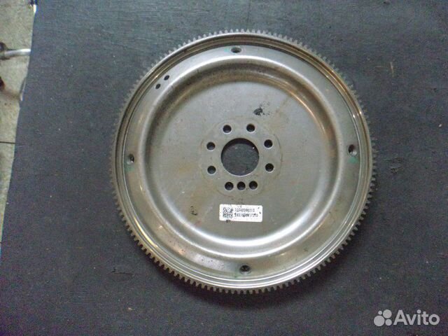 Маховик Mercedes купить в Москве MERCEDES-BENZ A2740300212 | Авито