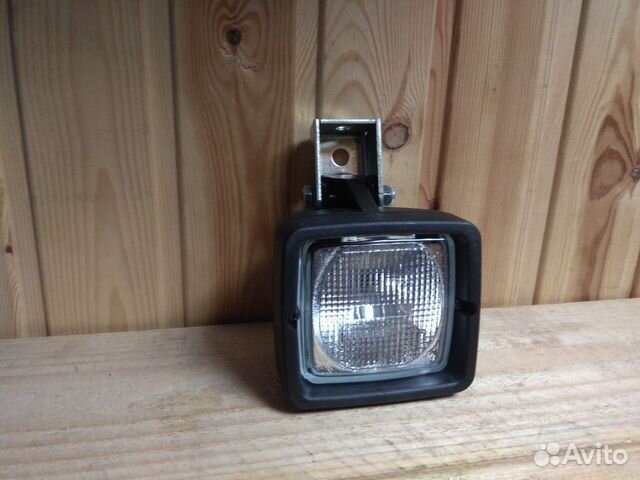 Рабочее освещение 11039846 стрела Вольво EC210 купить в Санкт ...