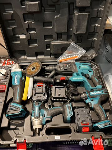 Аккумуляторный набор makita 4 в 1 в черном кейсе купить в Перми ...