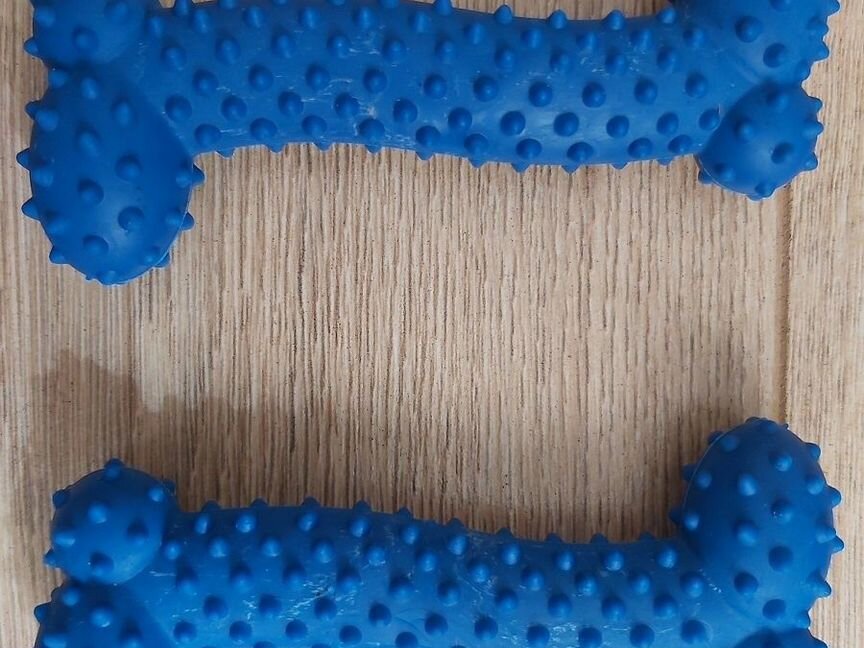 Антицарапки игрушка для кошек кость с ароматом вал