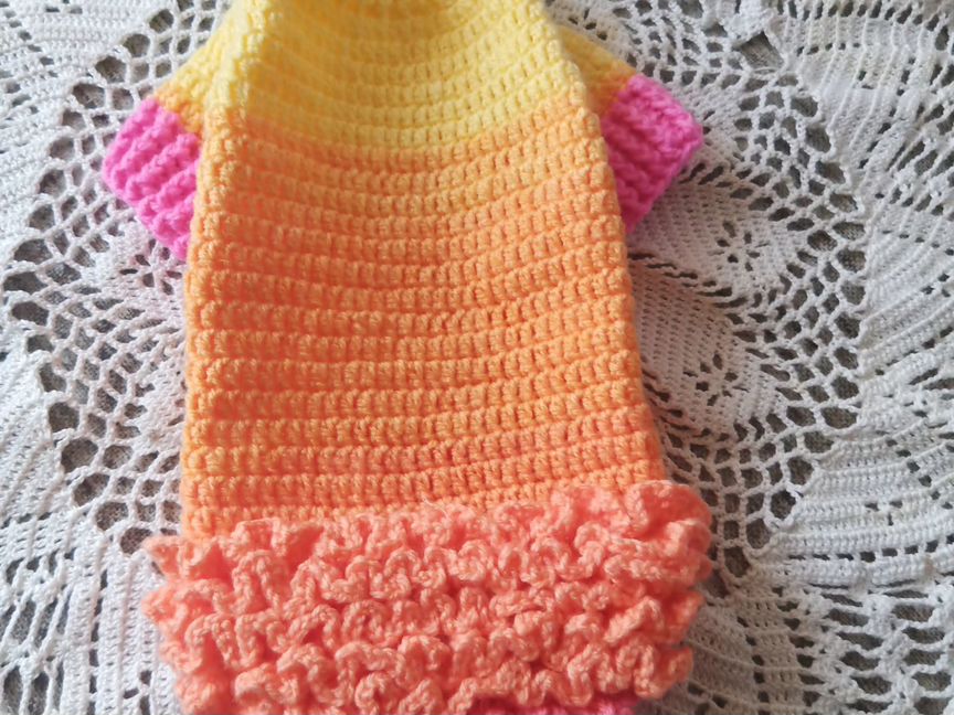 Милый свитер для маленькой собачки