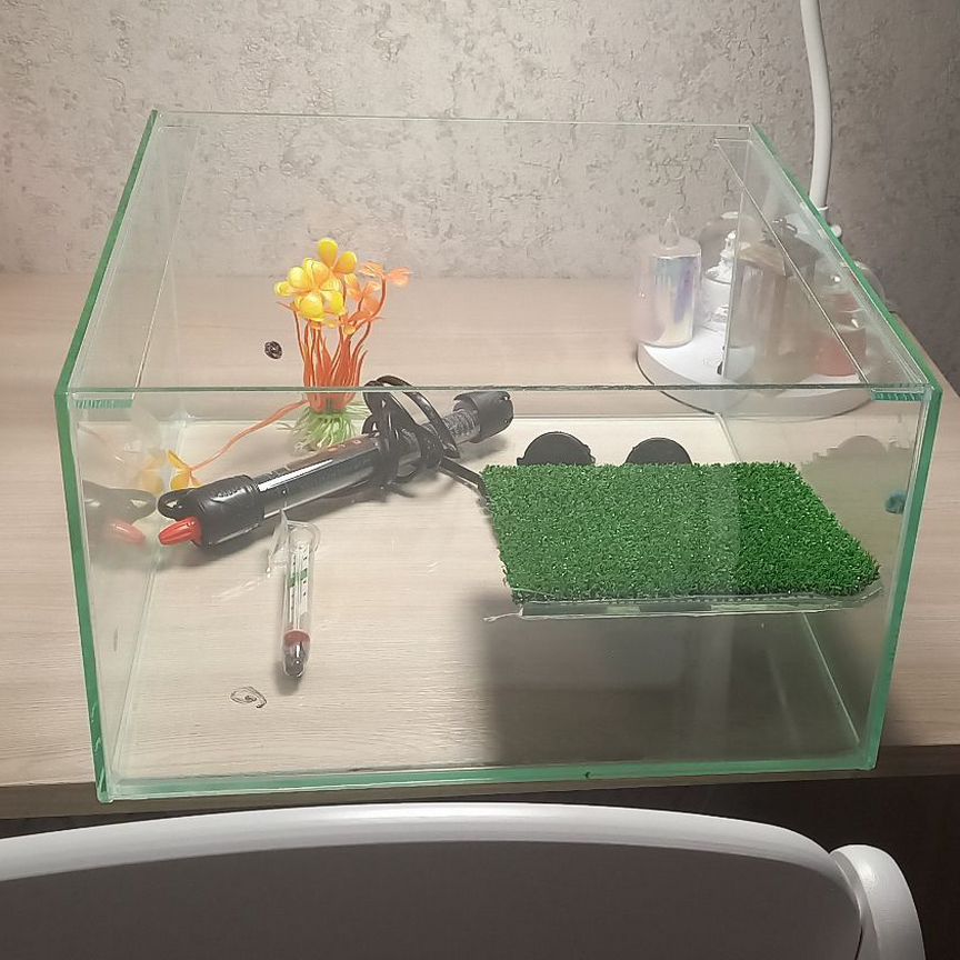 Продам аквариум  термометр обогреватель