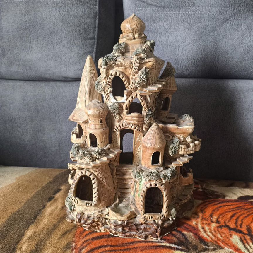 Домик для аквариума