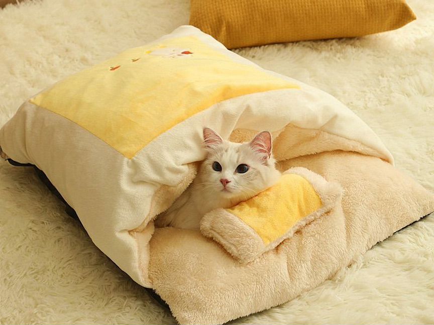 Домик лежанка для кошки и маленькой собачки