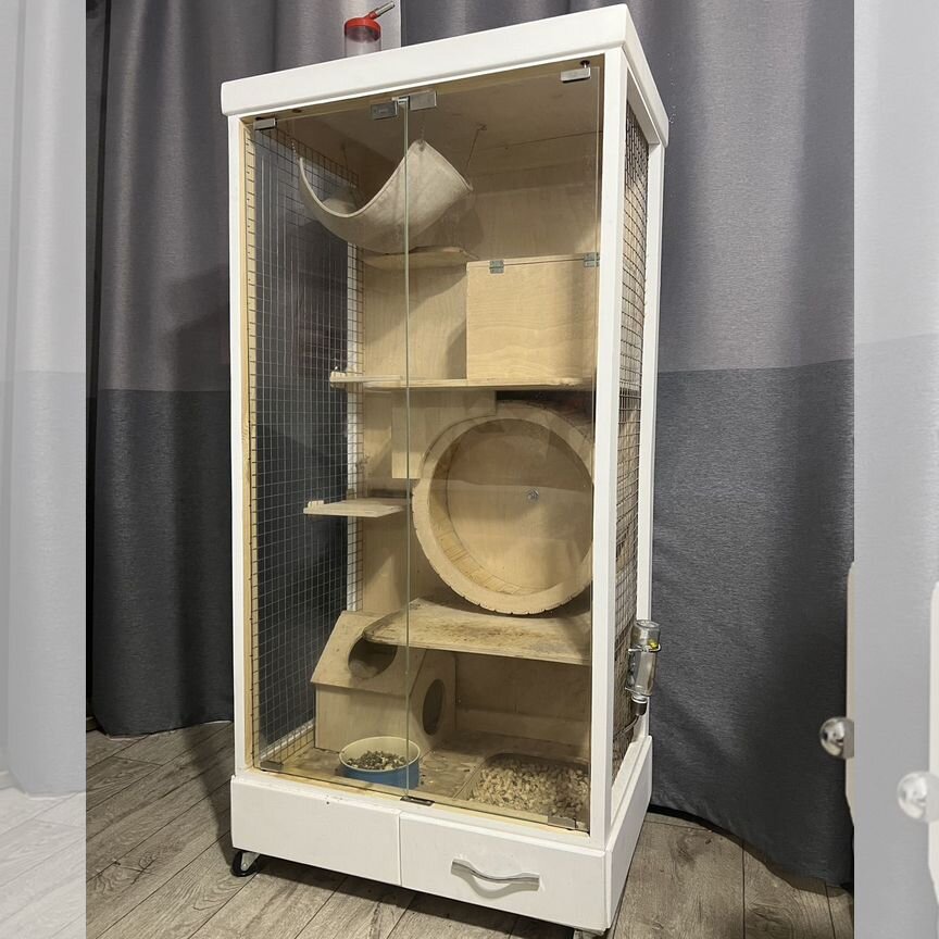 Витрина для шиншилл