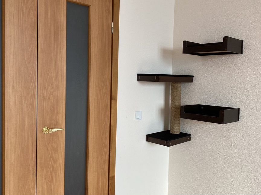 Навесные полки-лежанки для котика