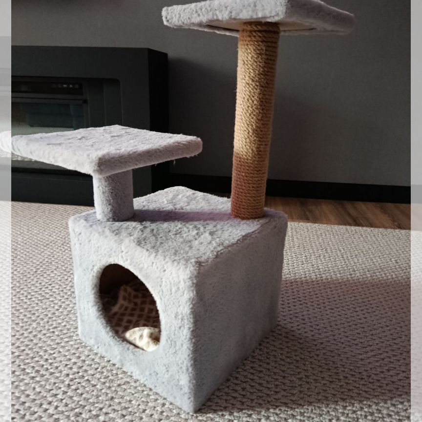 Когтеточка домик для кошки бу