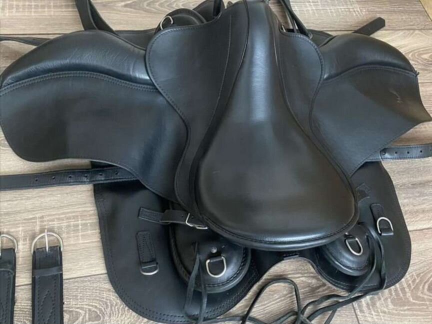 Седло для лошади