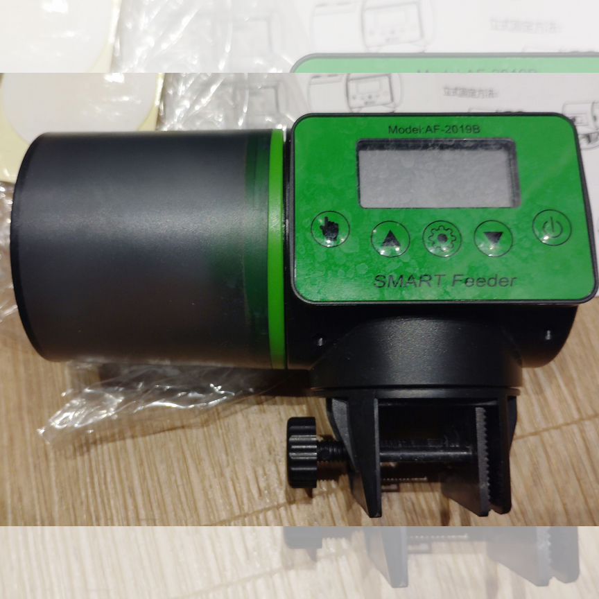 Авто кормушка для рыбок в аквариуме AF-2019B