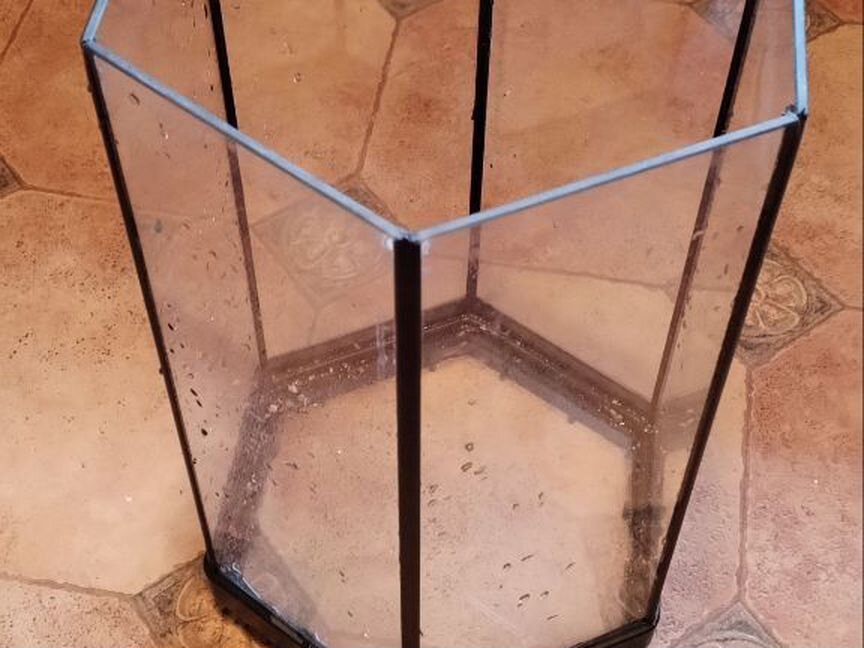 Аквариум шестигранный