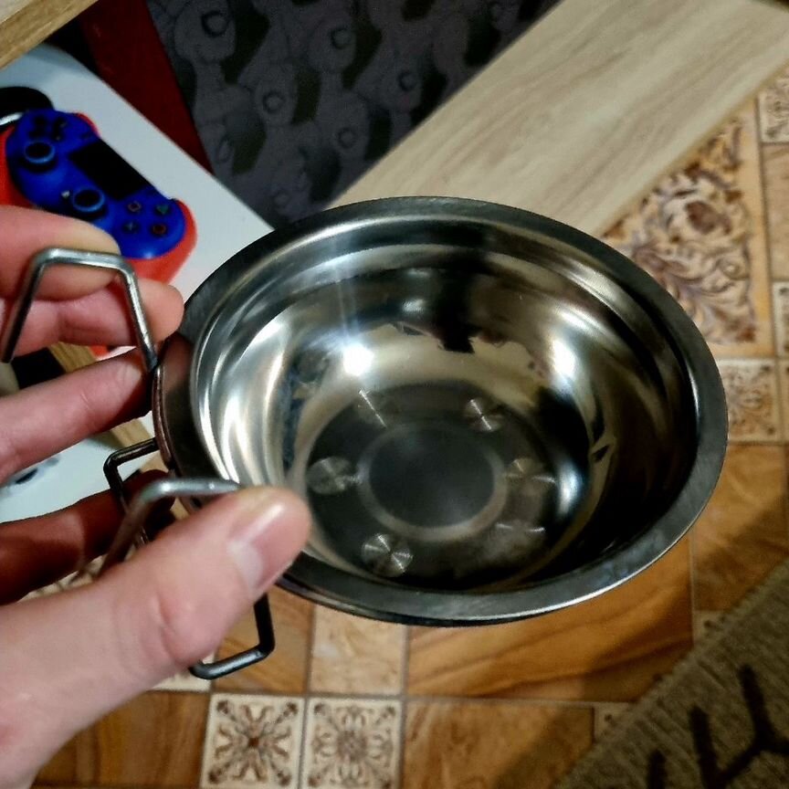 Кормушка в клетку для животных