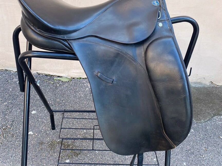 Седло выездковое RB Bartos