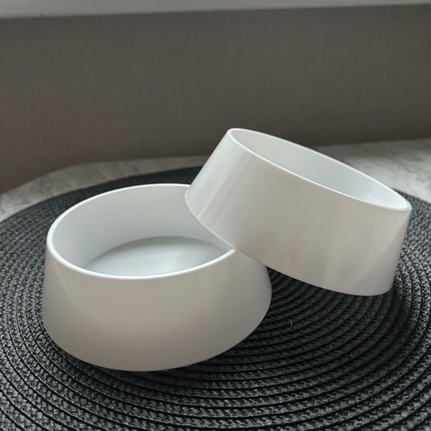 Миски для кошек пластиковые 300мл