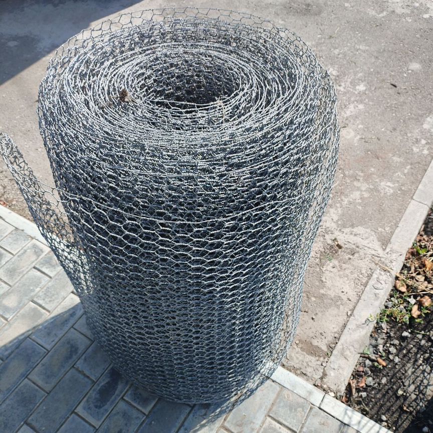 Сетка для клеток и курятника