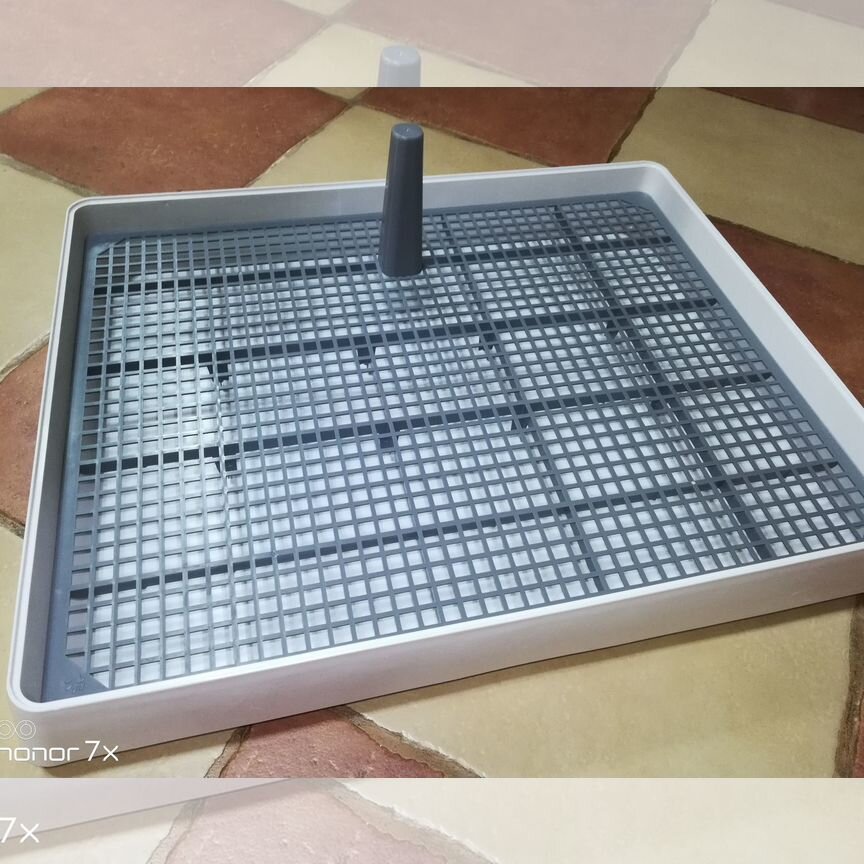 Лоток новый, 58х46 см. разборный для животных