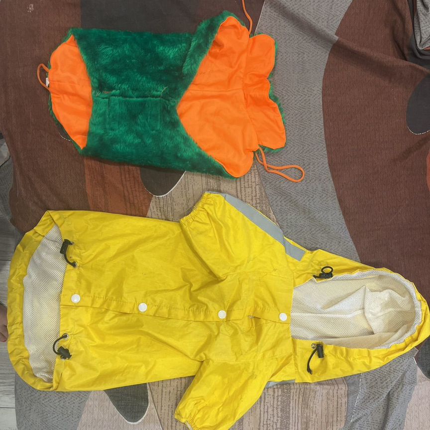 Комбинезон для маленькой собаки