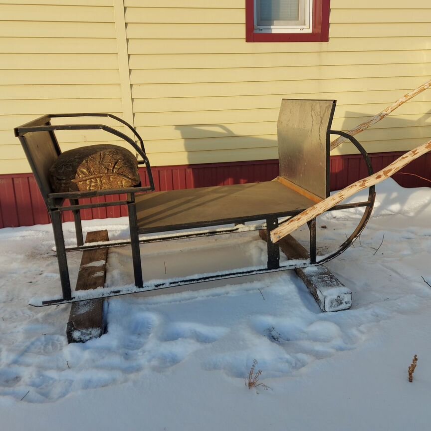 Сани для лошади