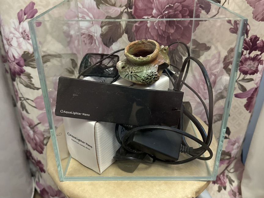 Аквариум 10 литров с аксессуарами