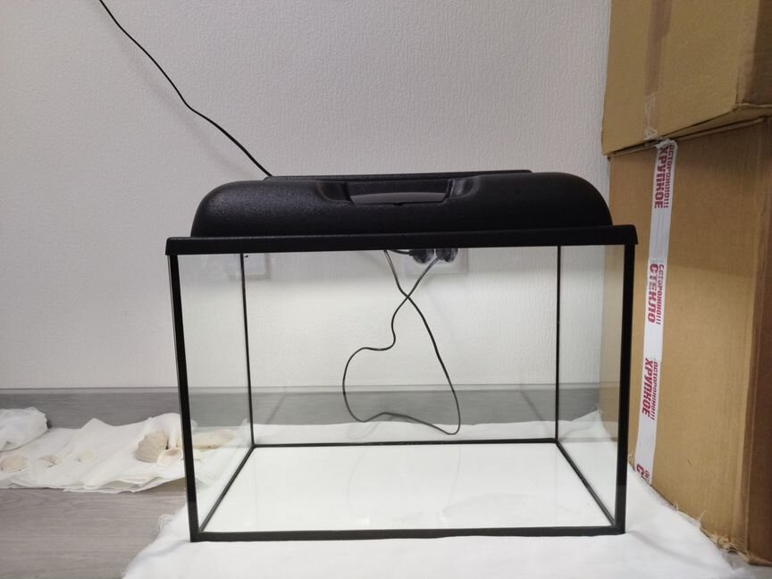 Аквариум с крышкой