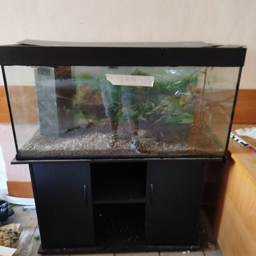 Аквариум с тумбой