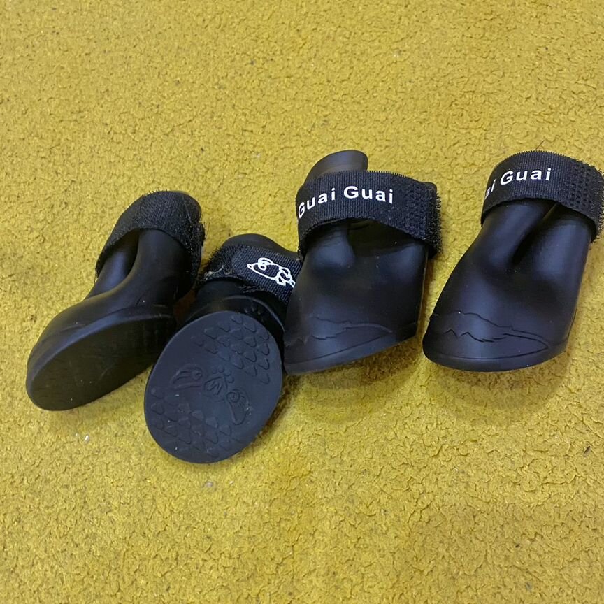 Ботинки для маленьких собак