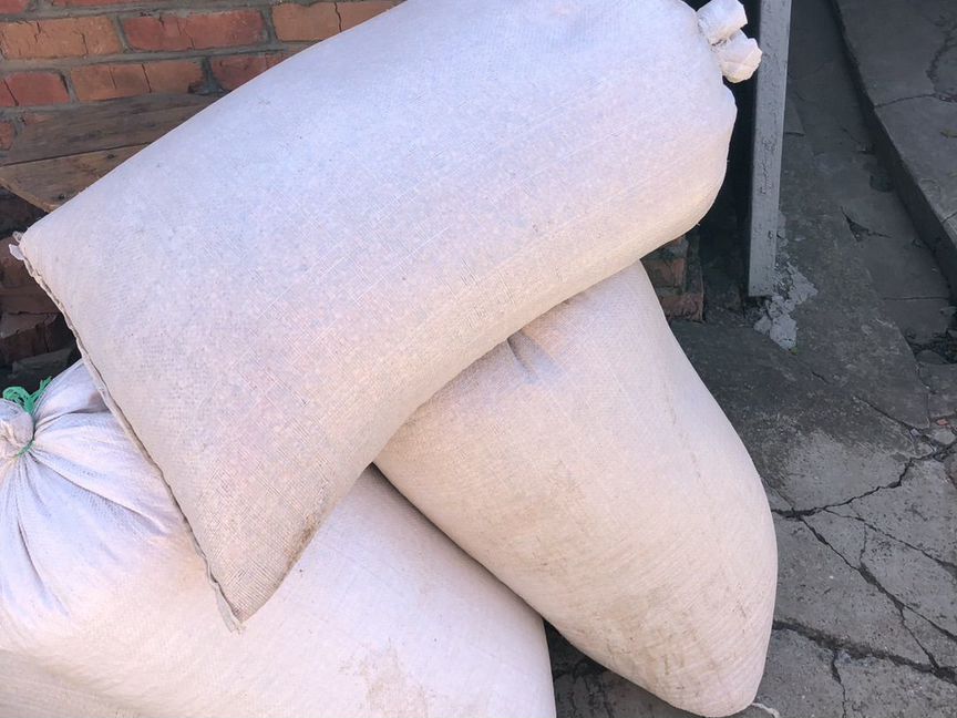 Зерно пшеница ячмень кукуруза горох