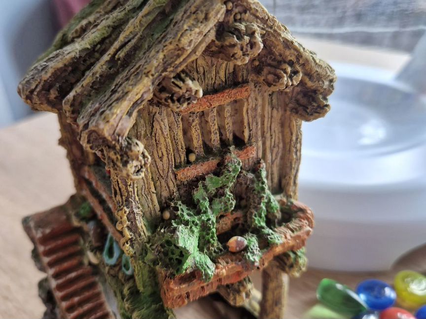 Аквариум с подсветкой и фильтром