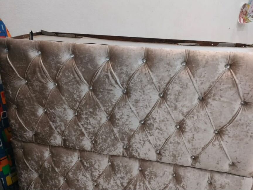 Стойка под аквариум с полосками металлический кар