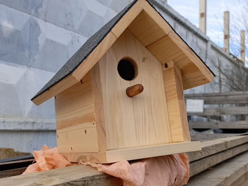 Скворечник из строганой доски