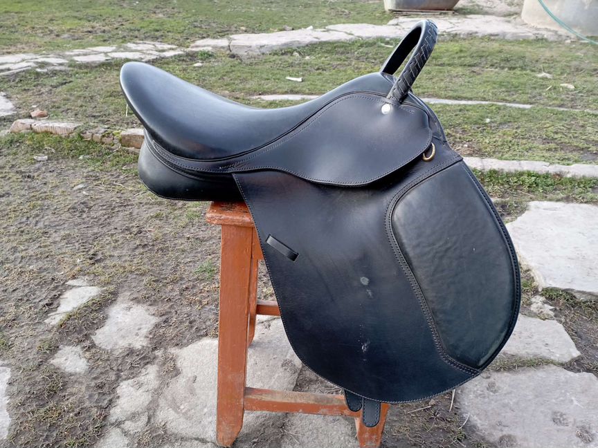 Седло на широкую лошадь