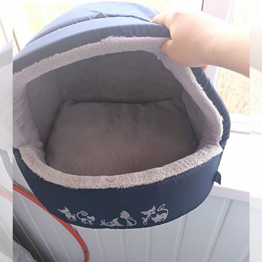 Домик для кошек и собак